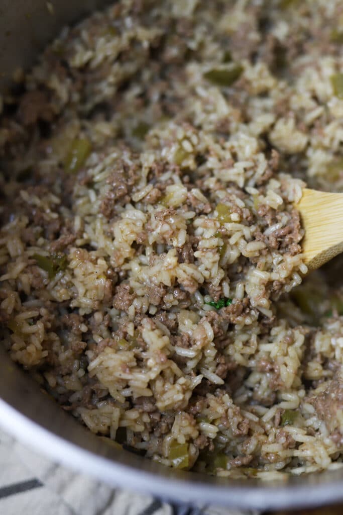 Simple Dirty Rice Recipe | Classic Cajun Dish