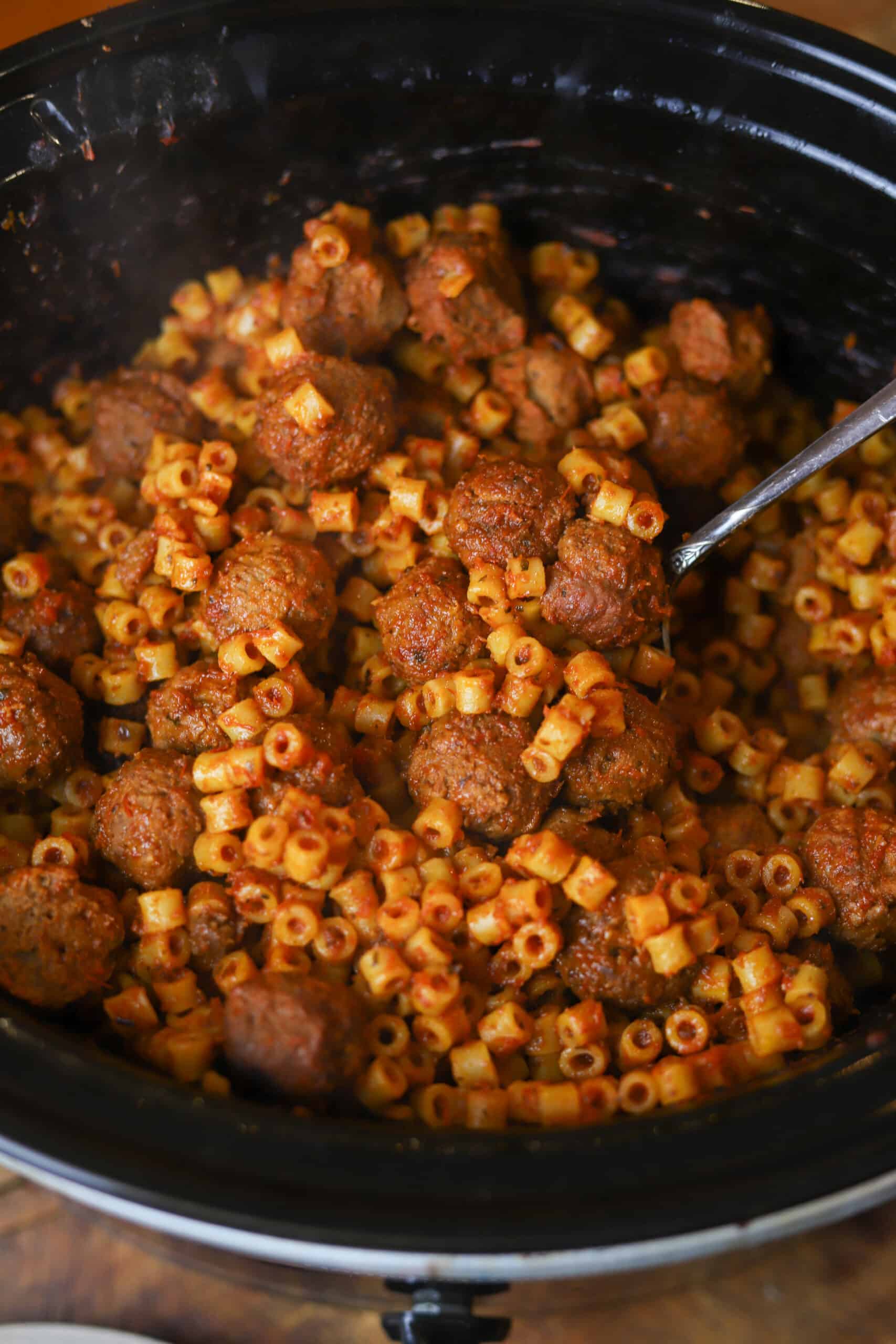 3-Ingredent Crockpot Homemade SpaghettiOs with Meatballs